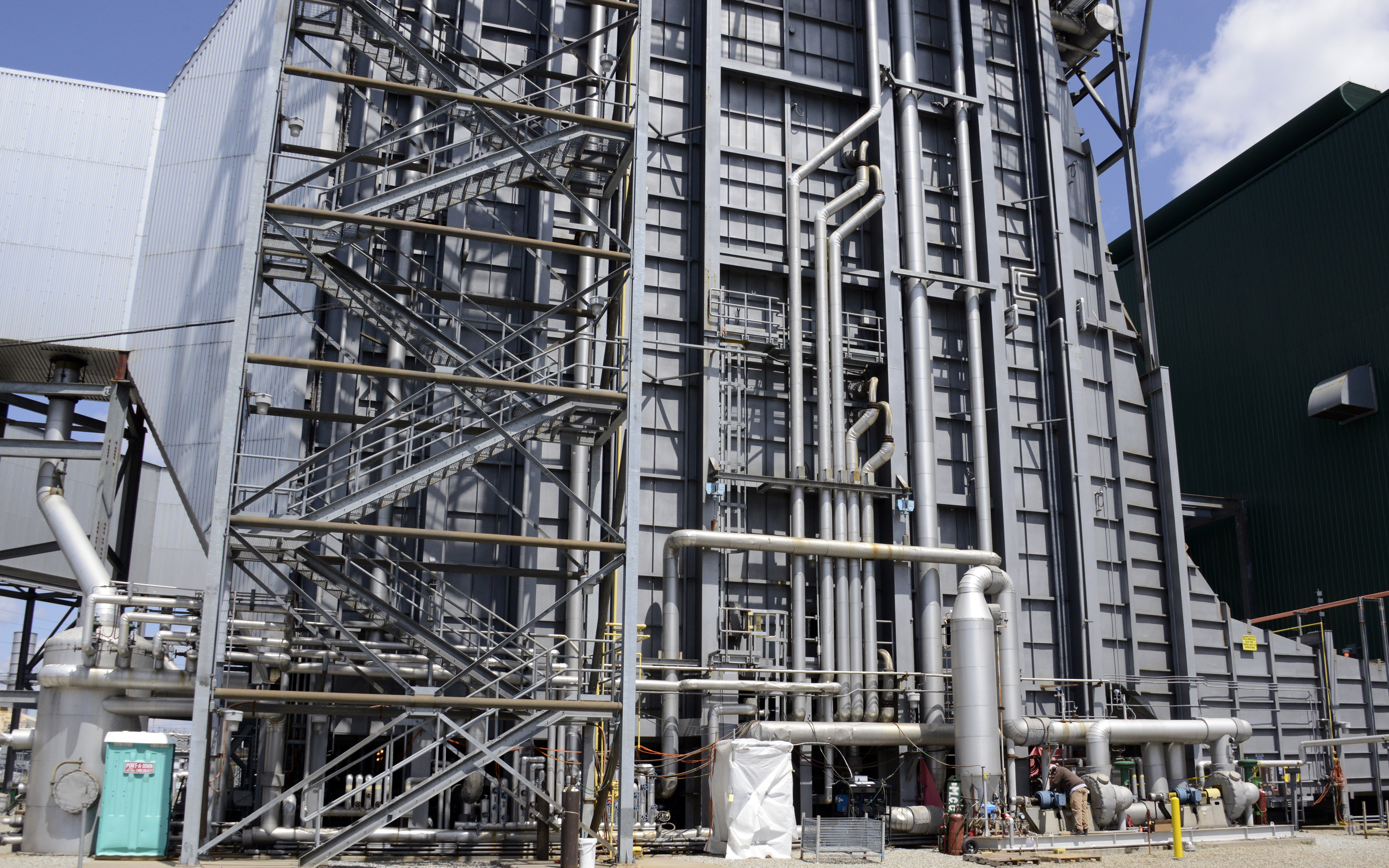 PITTS­BURGH POST-GA­ZETTE